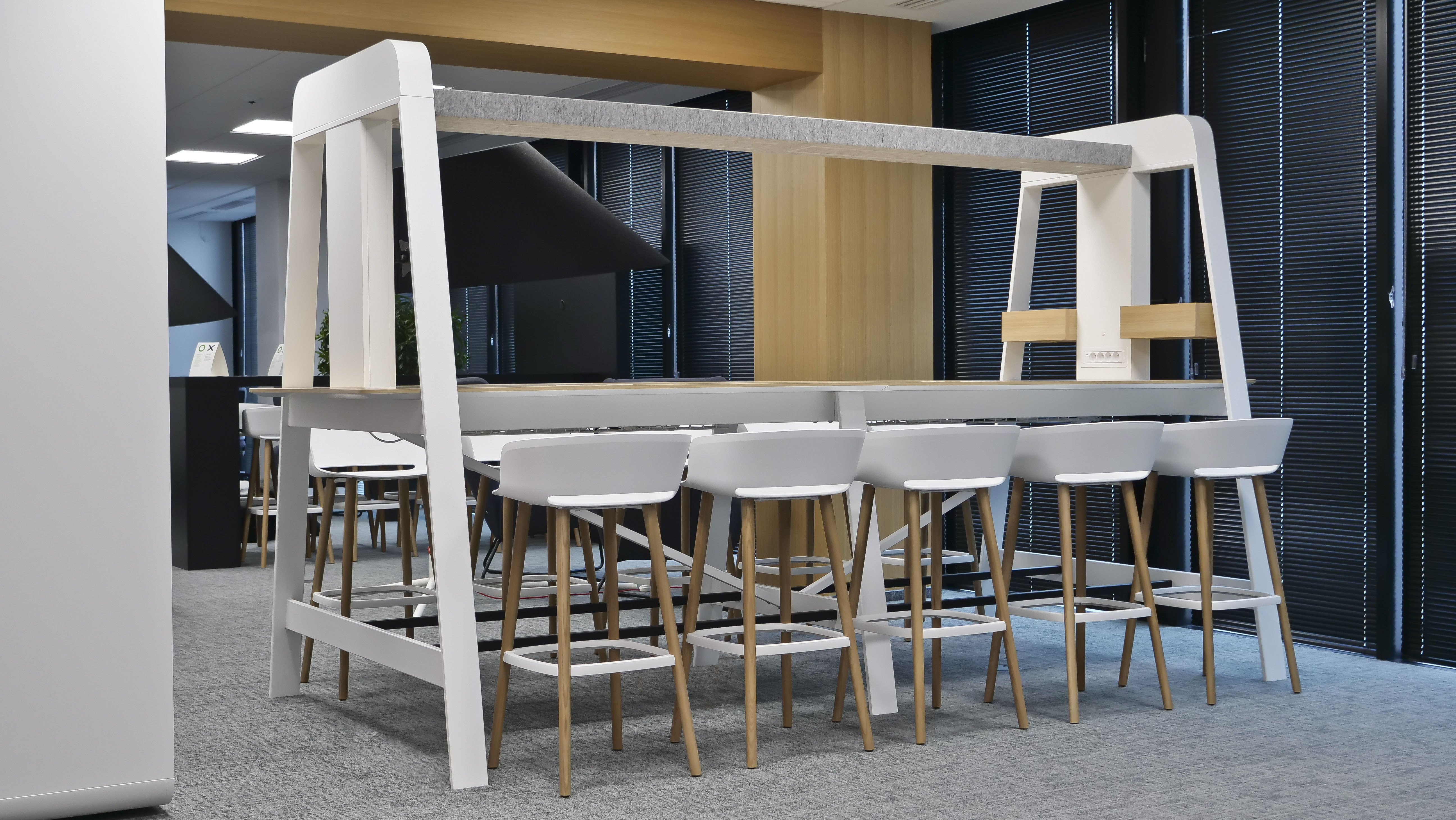 Wright Cowork Desk | Workstations & Tables | Haiken