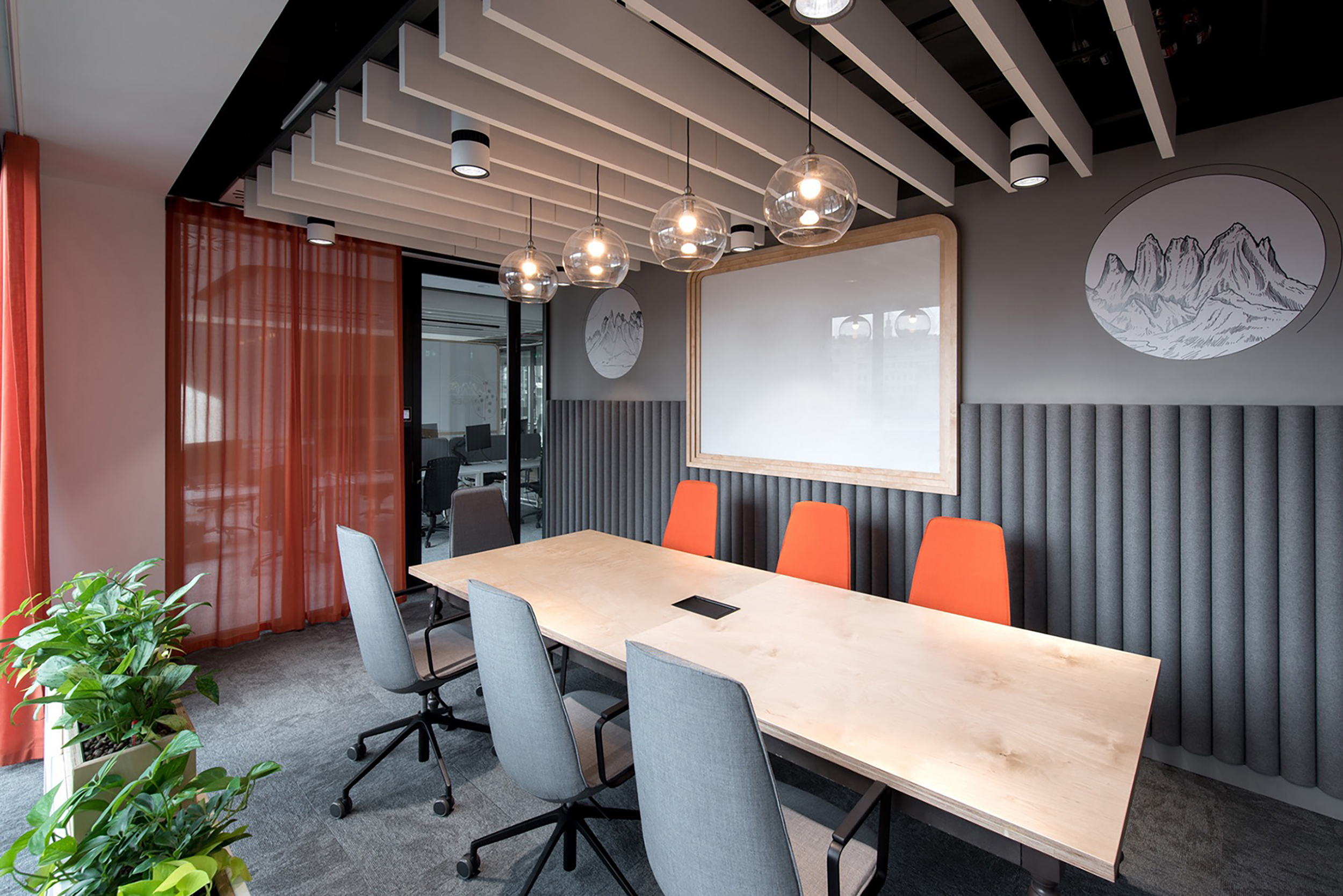 When Is The Right Time To Replace Your Office Furniture?