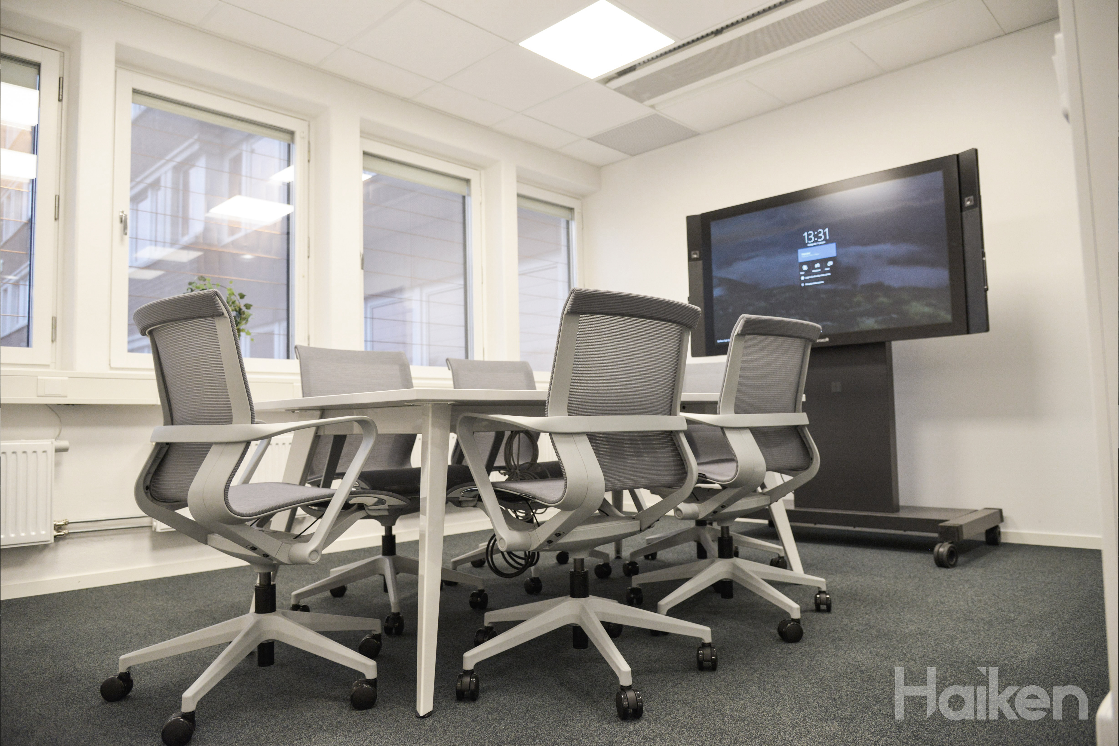 Introducing the Lasdun 2: Adaptable, Comfortable, and Ready